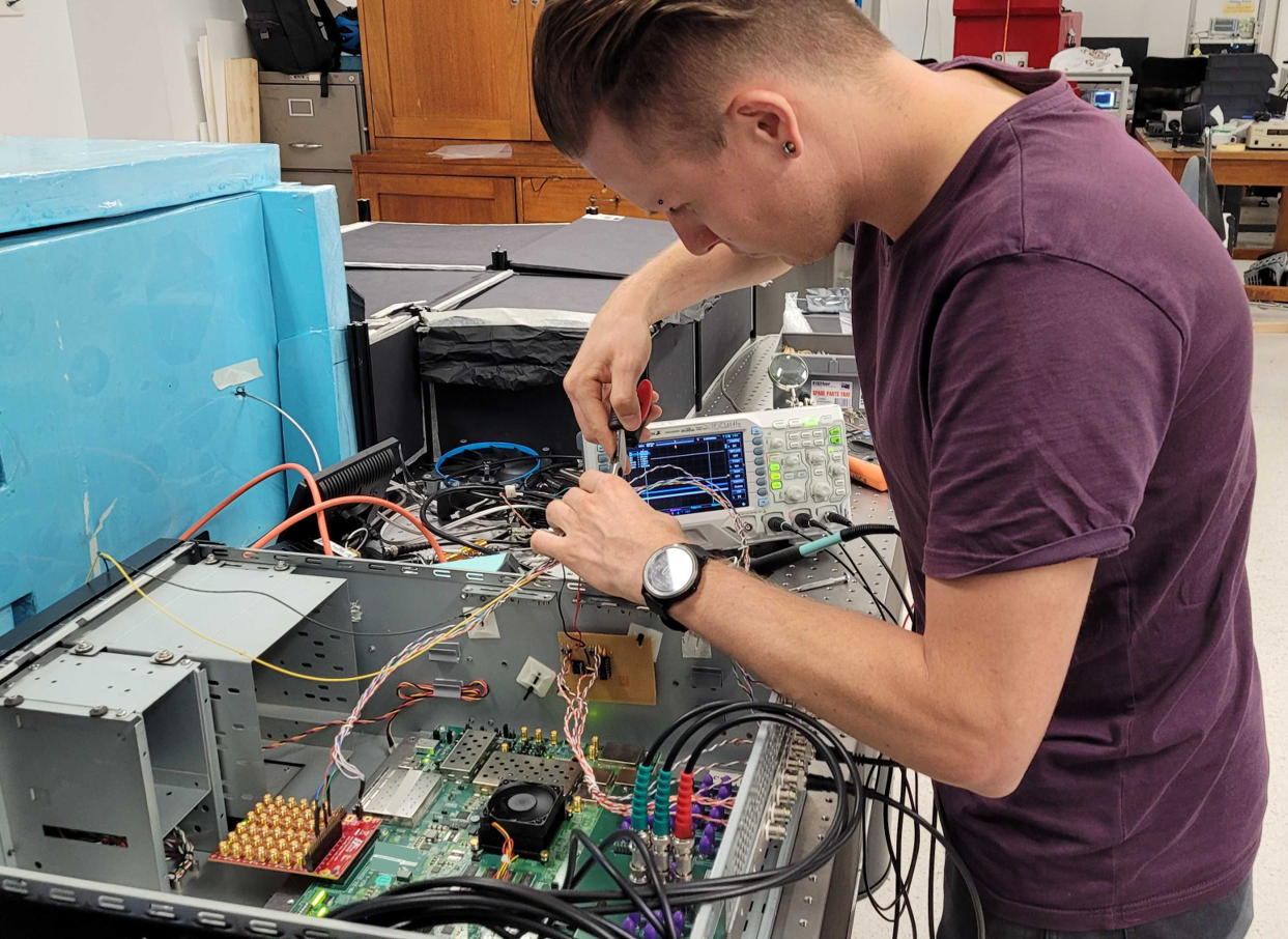 world’s first market-ready diamond-based quantum accelerator coming to ...